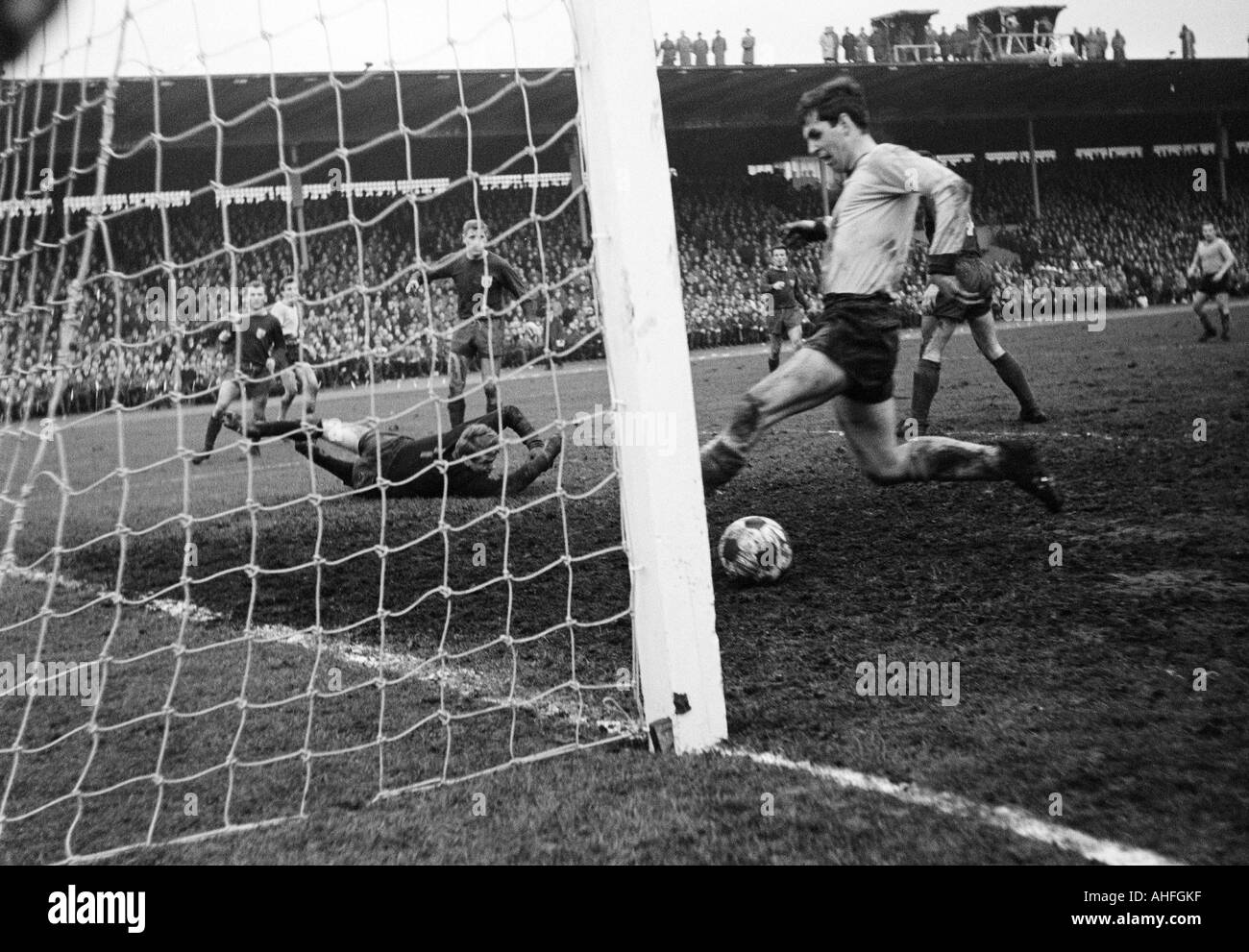 Fußball, Bundesliga, 1965/1966, Borussia Dortmund gegen FC Bayern ...