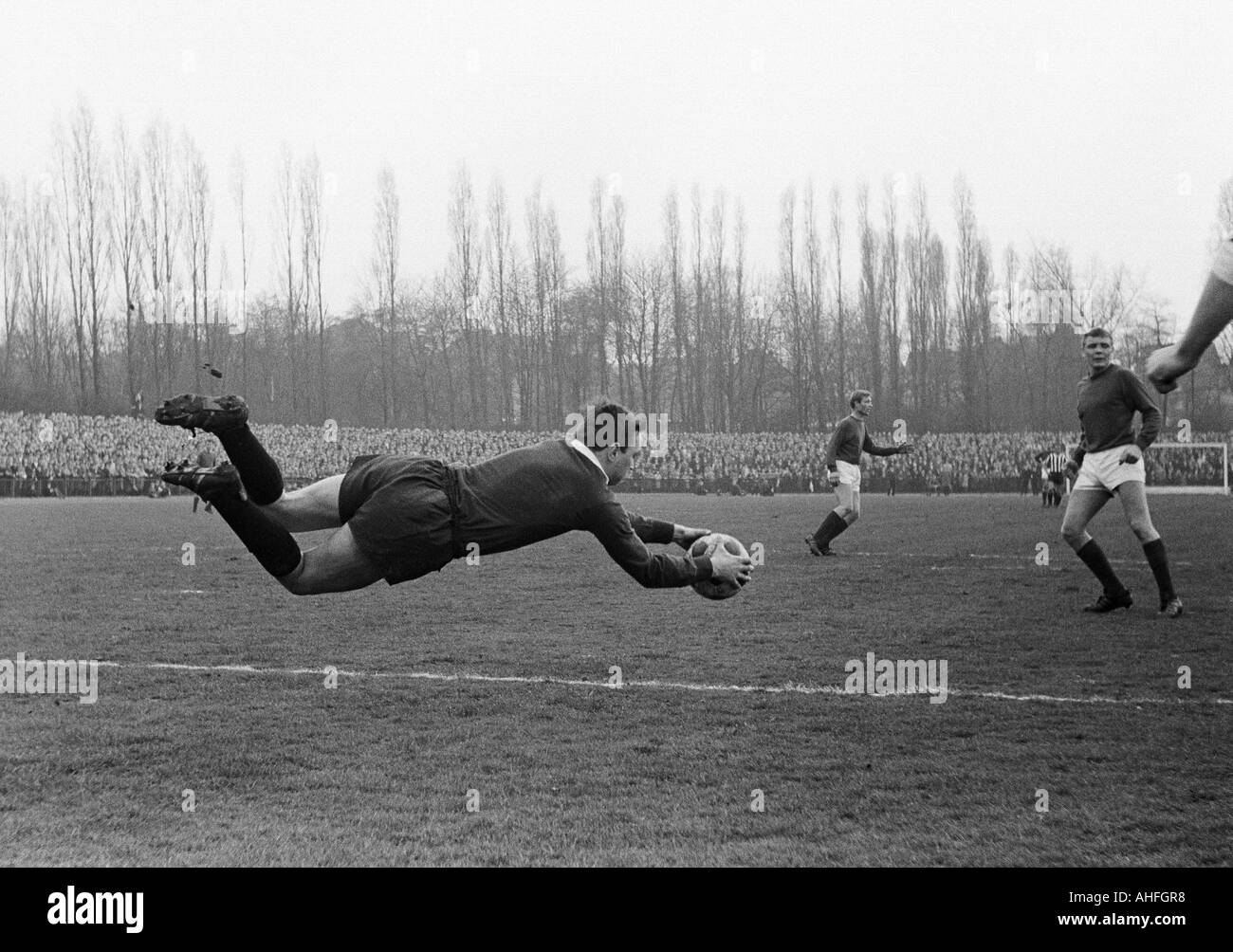 Heinz dieter borgmann (rwe) -Fotos und -Bildmaterial in hoher Auflösung ...