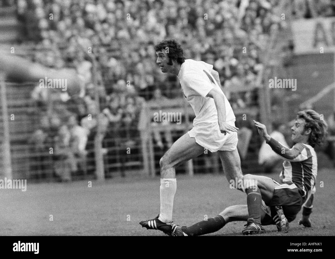 Rainer zobel fc bayern -Fotos und -Bildmaterial in hoher Auflösung – Alamy