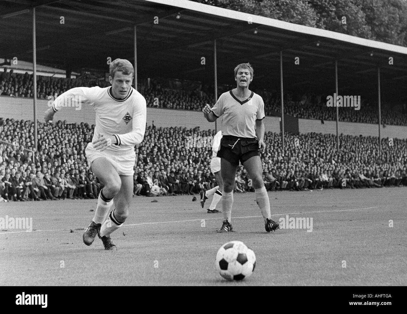 Fußball, Bundesliga, 1968/1969, Borussia Dortmund vs. Borussia ...