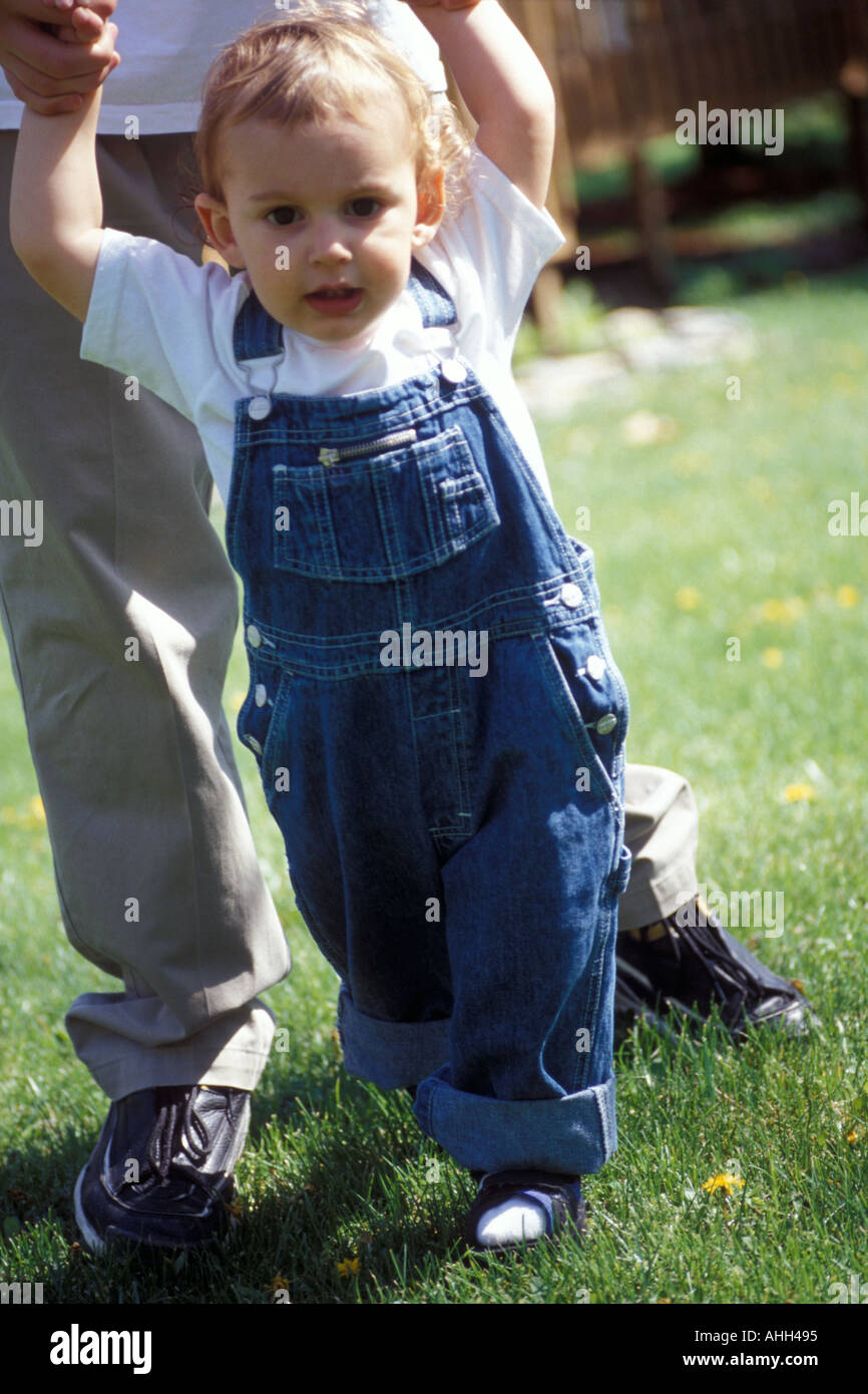 Schritte start -Fotos und -Bildmaterial in hoher Auflösung – Alamy