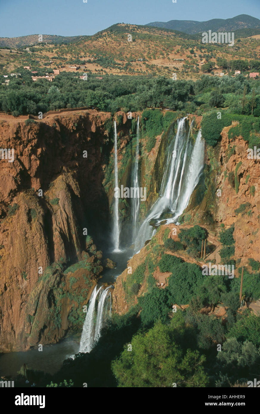 Mehrere kaskaden -Fotos und -Bildmaterial in hoher Auflösung – Alamy