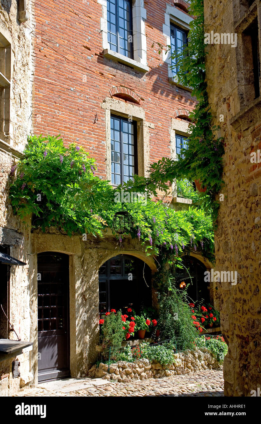 Mittelalterliche stadt der perouges -Fotos und -Bildmaterial in hoher ...