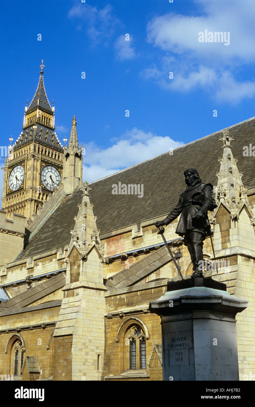 Big ben statue oliver cromwell london Stockfotos und -bilder Kaufen - Alamy