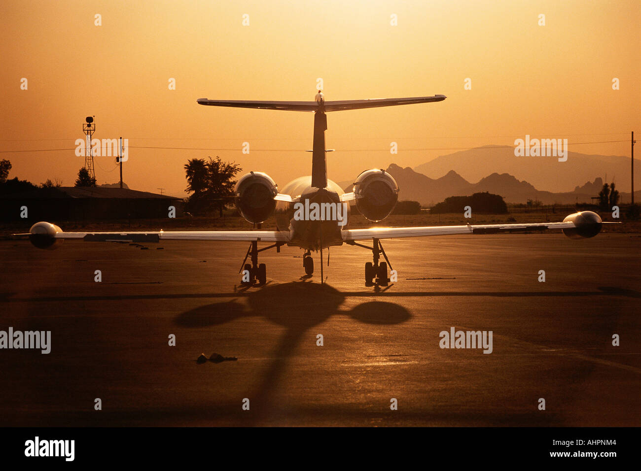 Lear jet aircraft -Fotos und -Bildmaterial in hoher Auflösung – Alamy