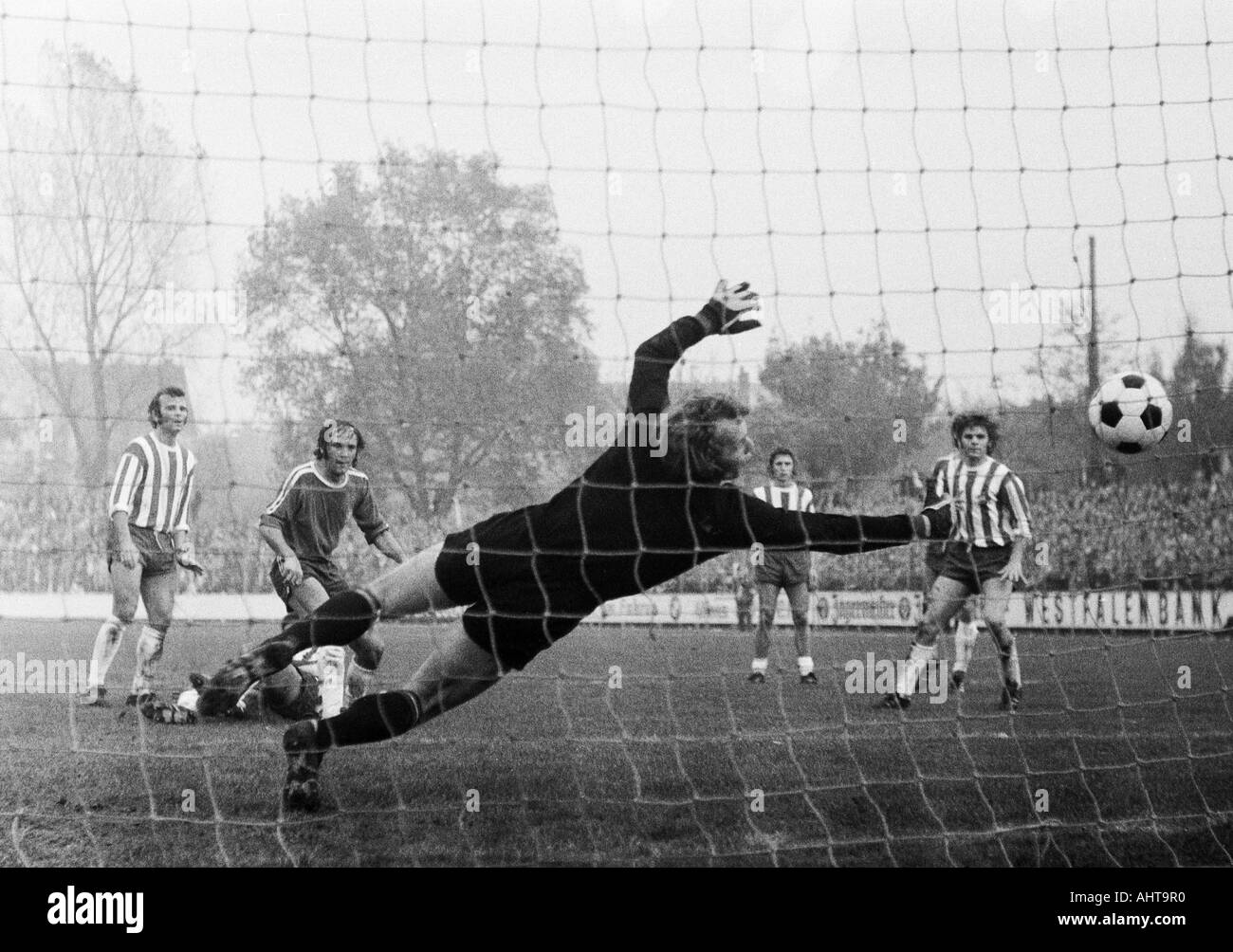 Heinz simmet -Fotos und -Bildmaterial in hoher Auflösung – Alamy
