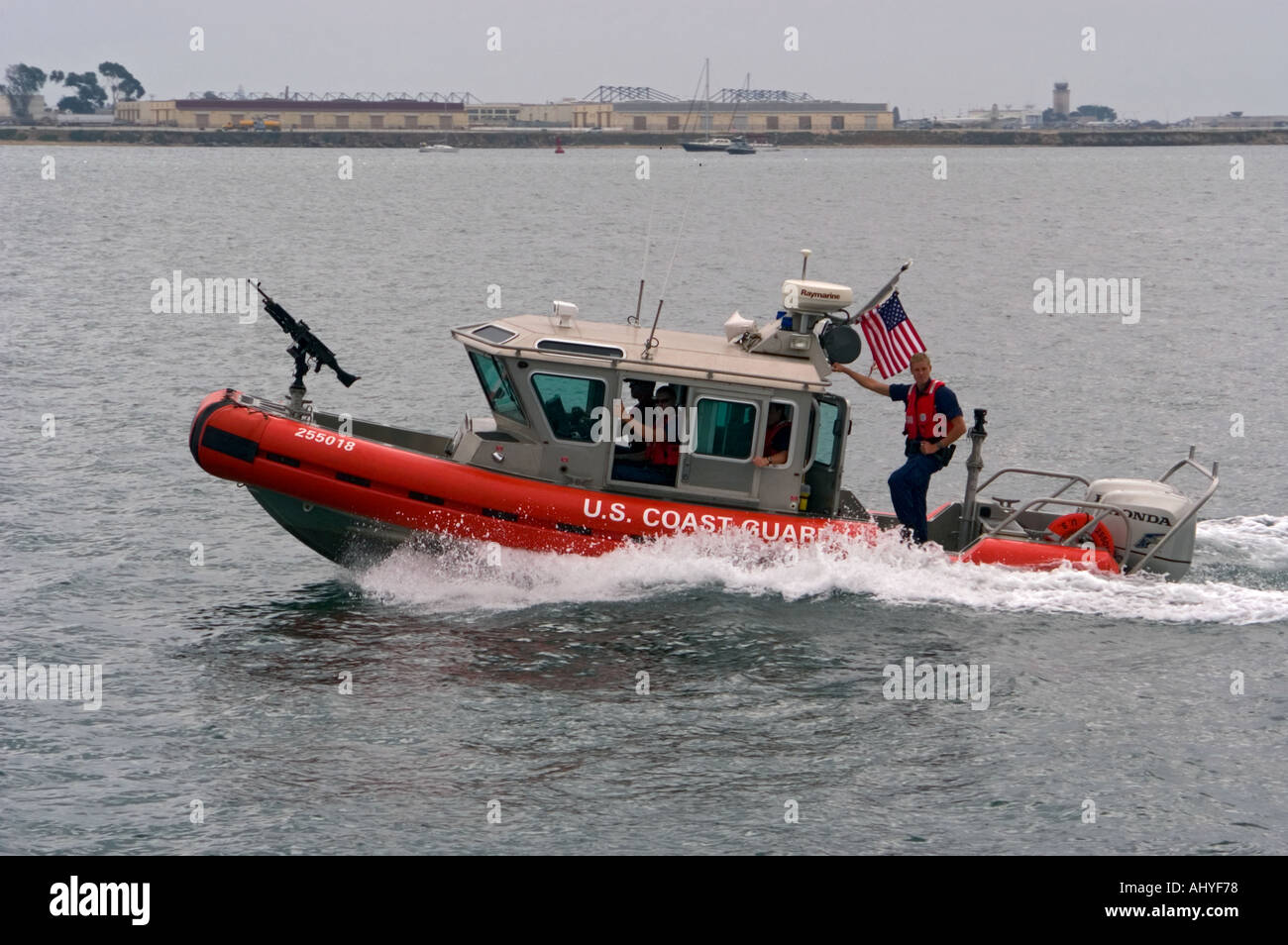 Uscg san diego -Fotos und -Bildmaterial in hoher Auflösung – Alamy
