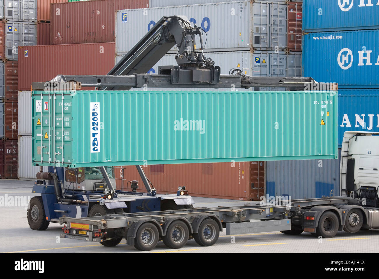 Container transport -Fotos und -Bildmaterial in hoher Auflösung – Alamy