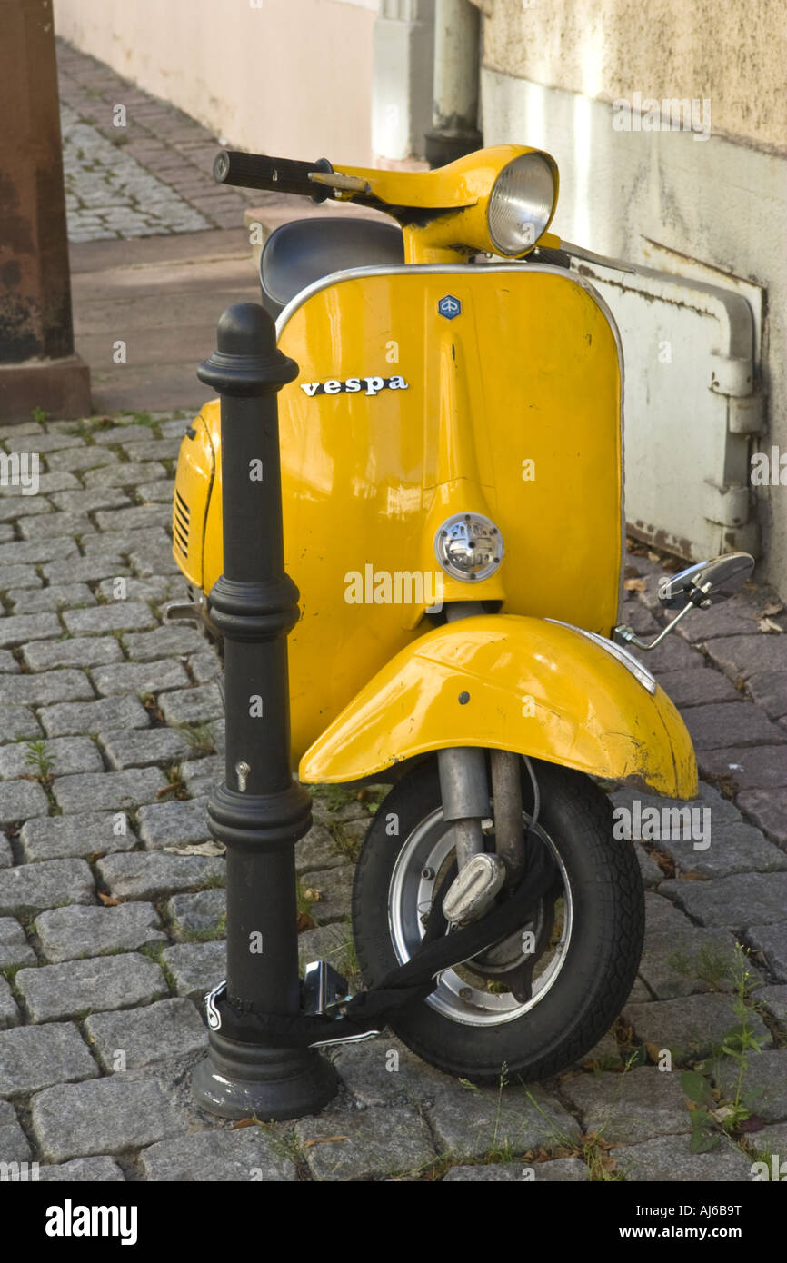German roller -Fotos und -Bildmaterial in hoher Auflösung – Alamy