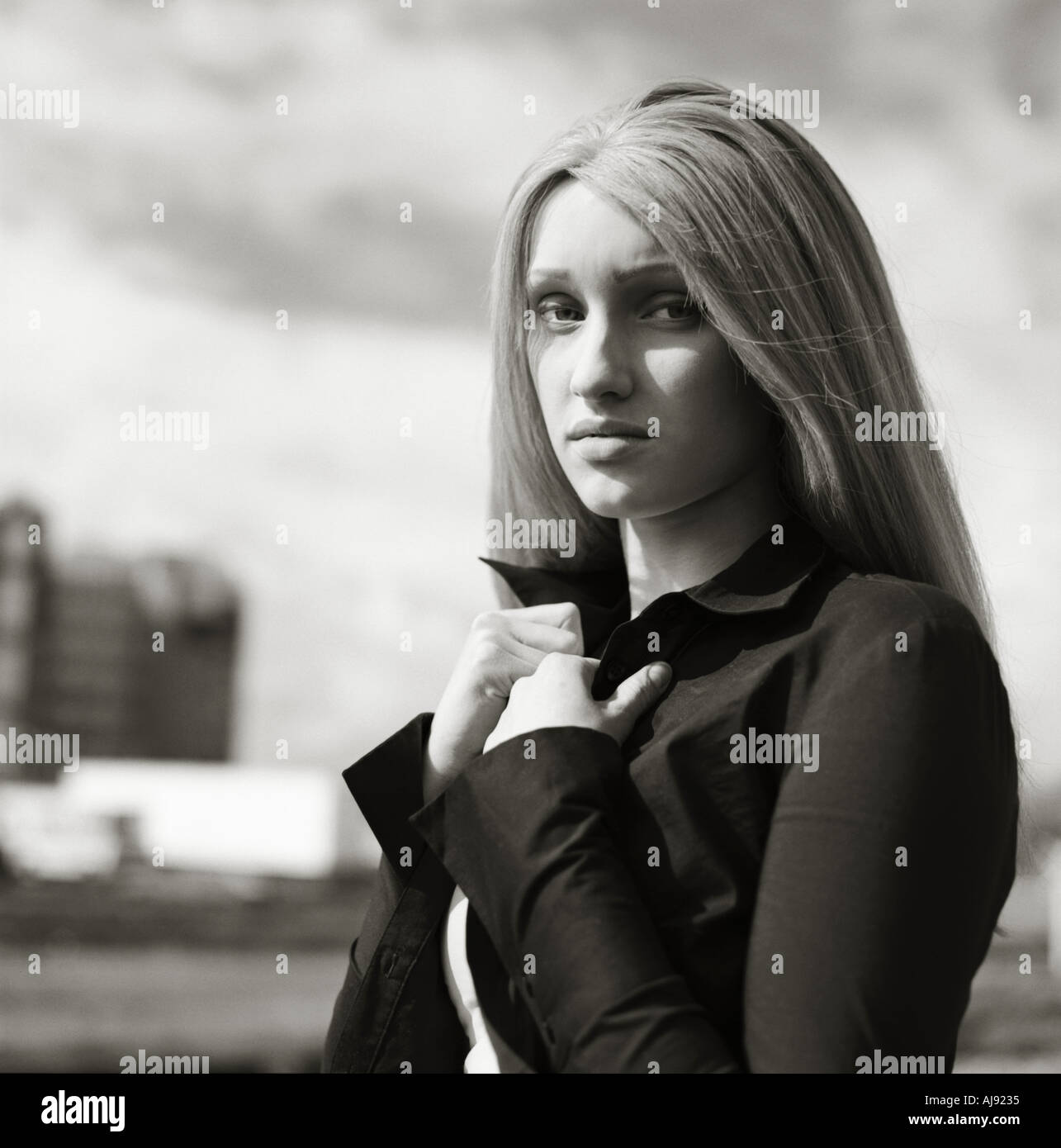 Pretty teen blonde dressed in -Fotos und -Bildmaterial in hoher Auflösung – Alamy