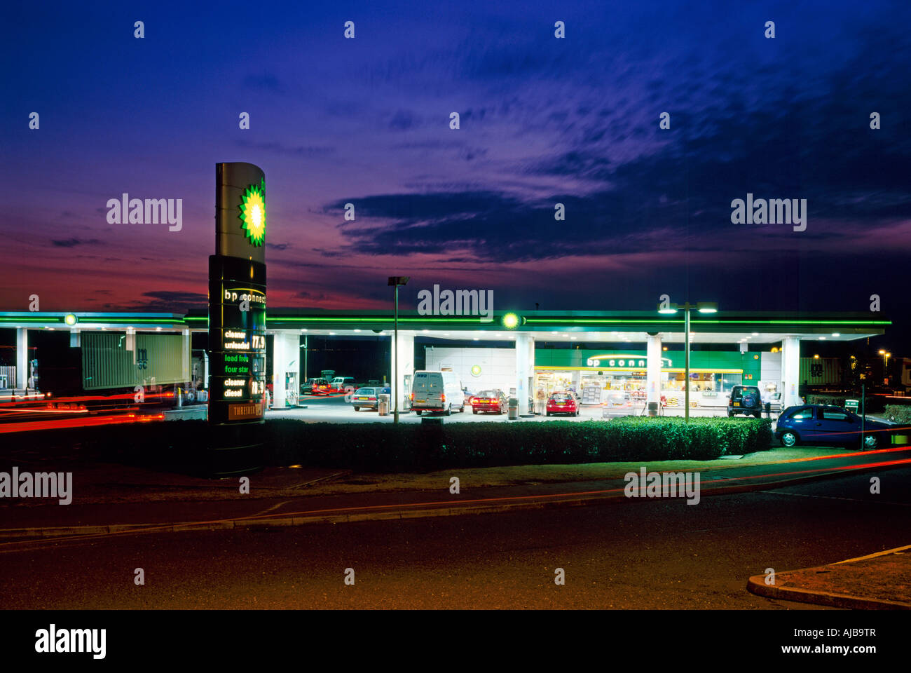 Bp gas filling station -Fotos und -Bildmaterial in hoher Auflösung – Alamy