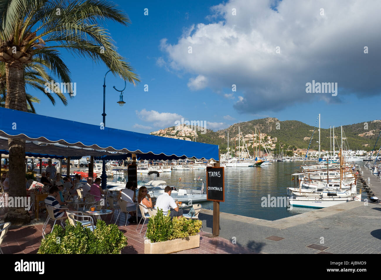 Andratx majorca spain restaurant people -Fotos und -Bildmaterial in ...