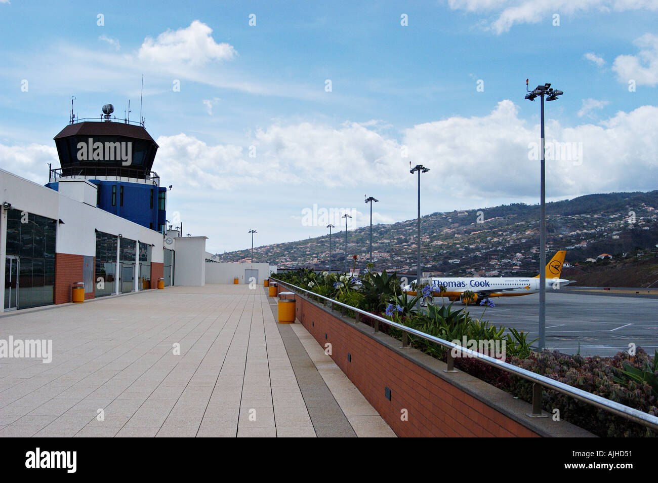 Madeira airport -Fotos und -Bildmaterial in hoher Auflösung – Alamy