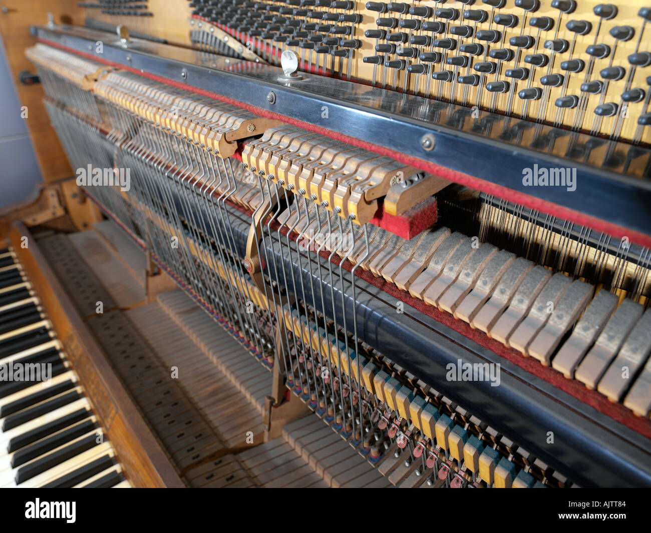 Piano hammers -Fotos und -Bildmaterial in hoher Auflösung – Alamy