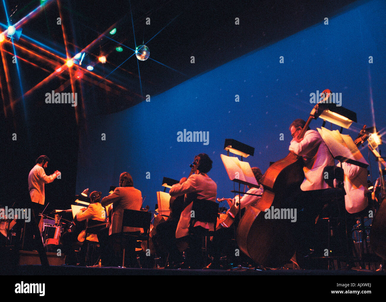 Melbourne symphonieorchester -Fotos und -Bildmaterial in hoher ...