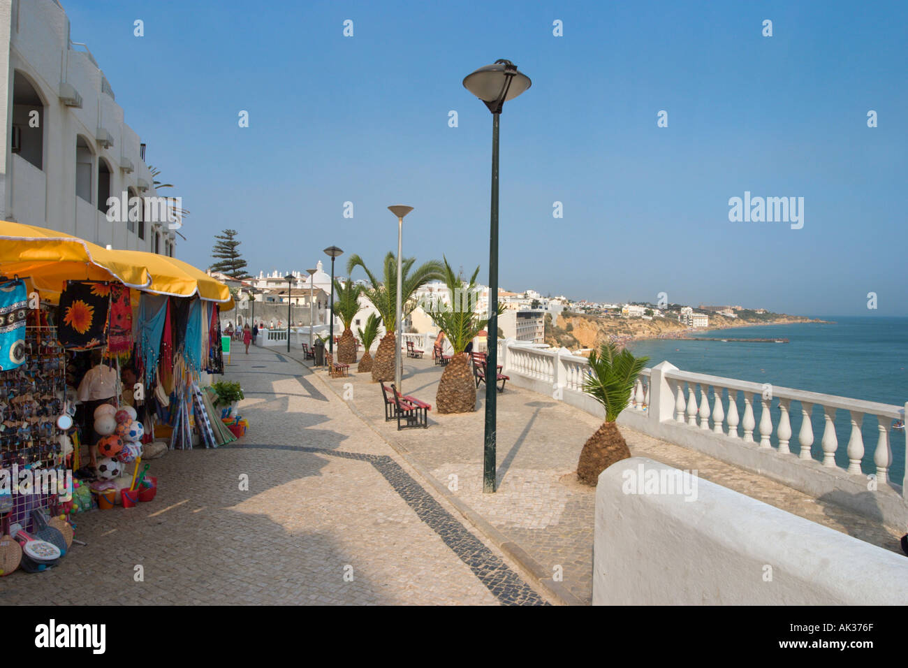 Albufeira promenade -Fotos und -Bildmaterial in hoher Auflösung – Alamy