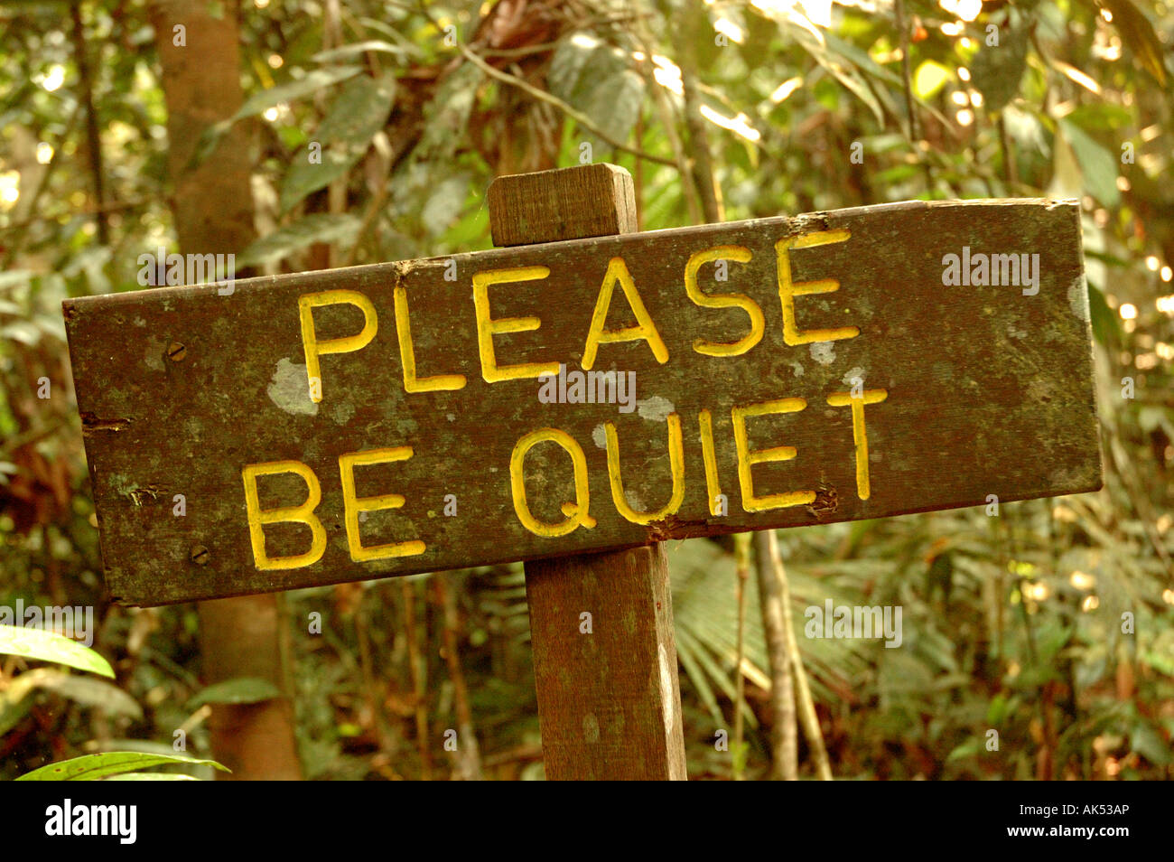 Schilder bitte leise sein -Fotos und -Bildmaterial in hoher Auflösung ...