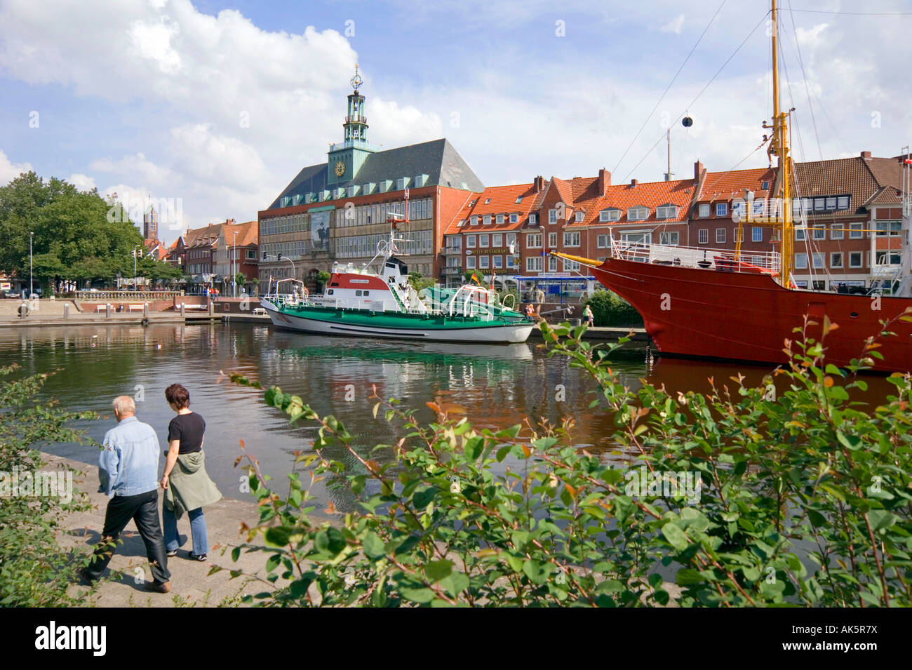 Das rathaus emden -Fotos und -Bildmaterial in hoher Auflösung – Alamy