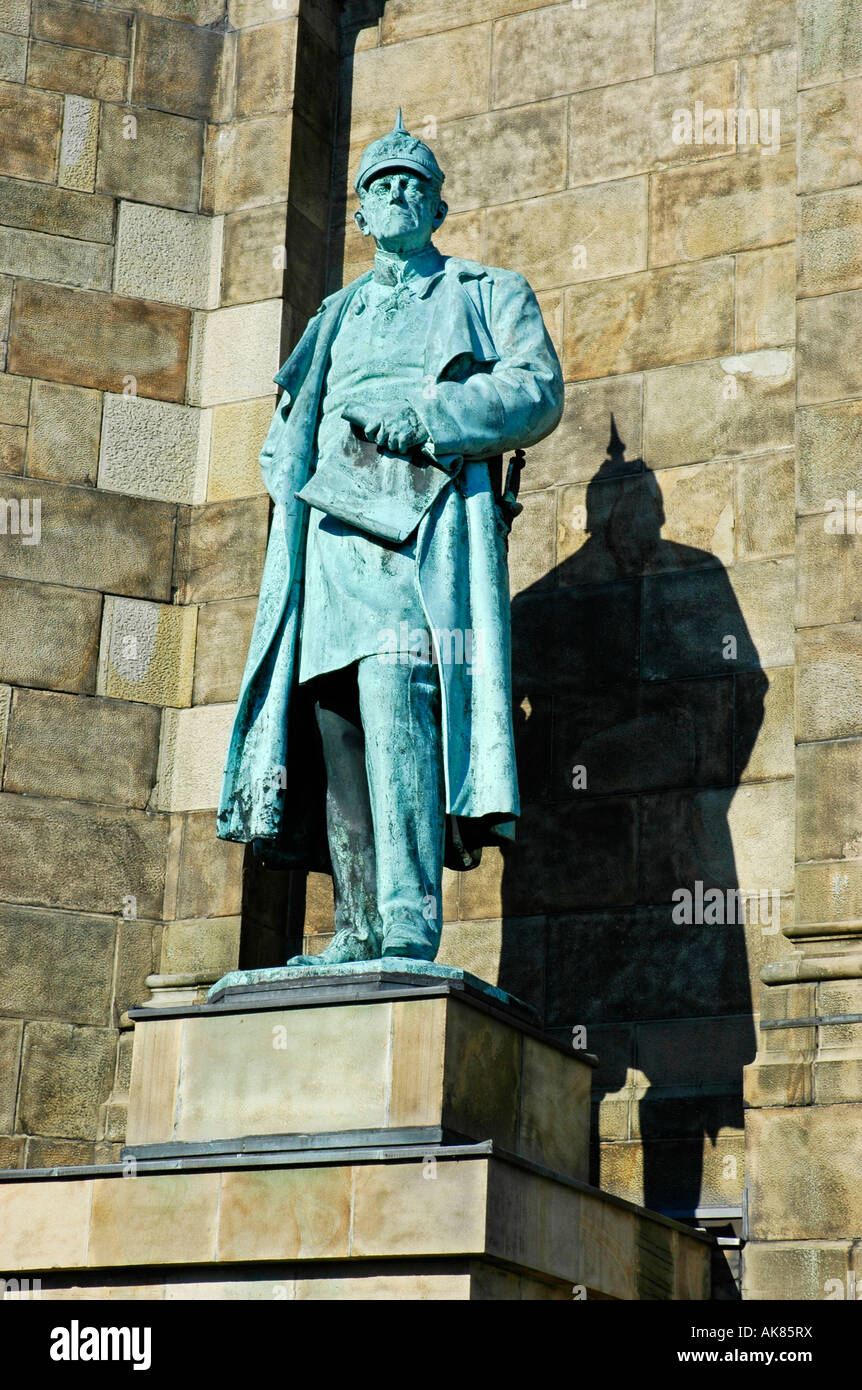 Moltke statue am denkmal des kaisers william -Fotos und -Bildmaterial ...