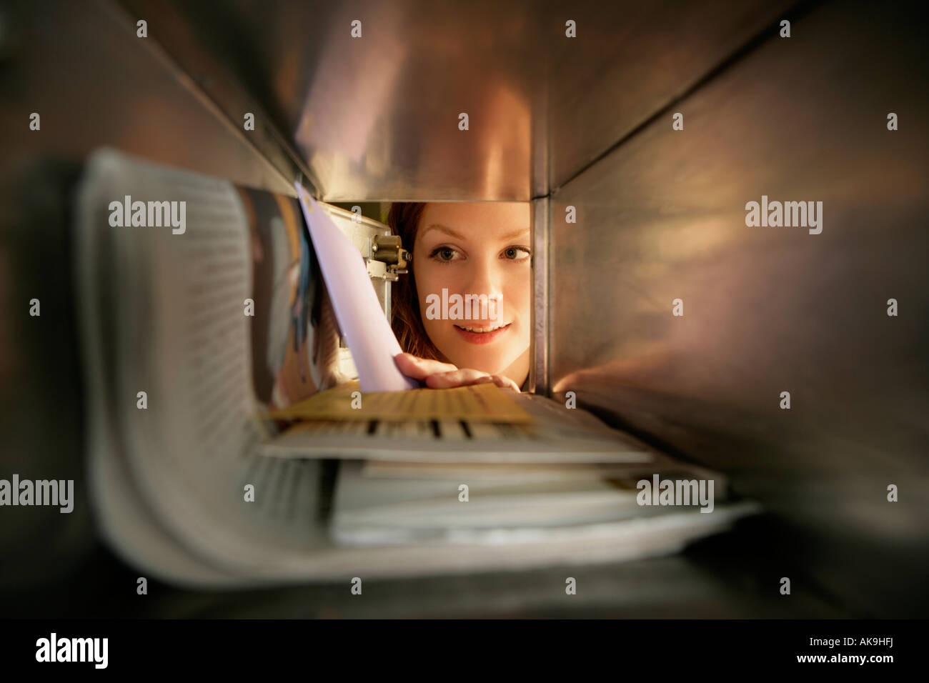 Die post rausholen -Fotos und -Bildmaterial in hoher Auflösung – Alamy