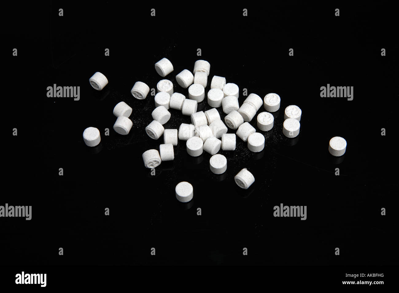Ecstasy tablets mdma -Fotos und -Bildmaterial in hoher Auflösung – Alamy