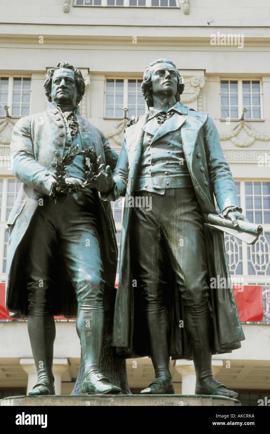 Deutschland Thüringen Weimarer Goethe und Schiller statue ...