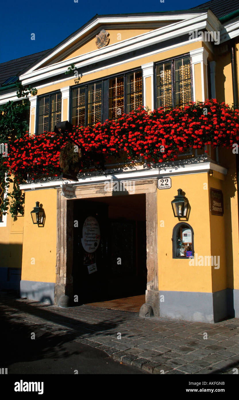 Heuriger Wien Wien Stockfotos und -bilder Kaufen - Seite 3 - Alamy