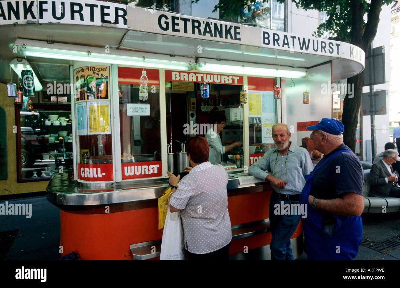 Wurstel stand -Fotos und -Bildmaterial in hoher Auflösung – Alamy