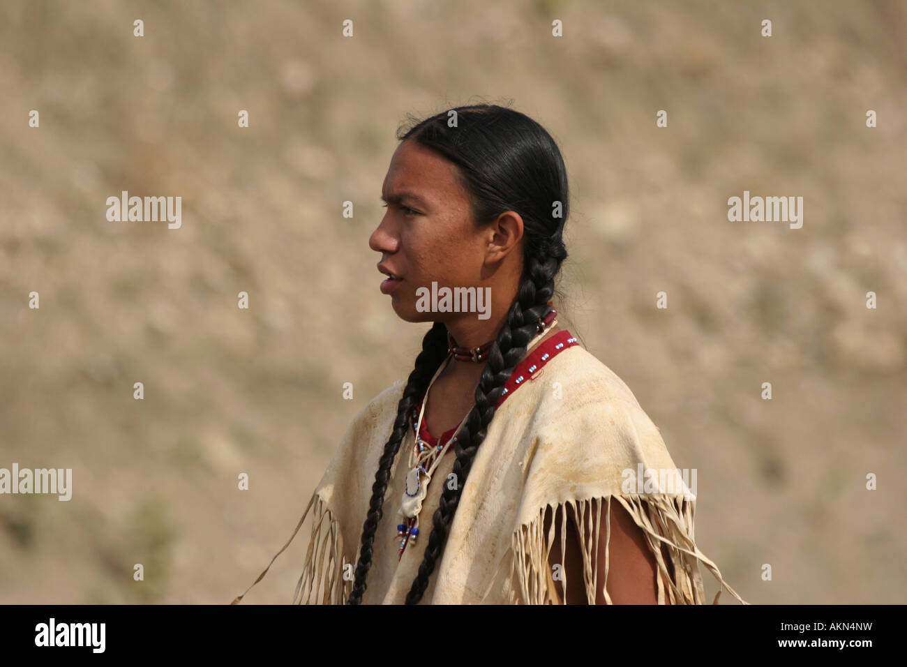 Indian reservation teenager -Fotos und -Bildmaterial in hoher Auflösung ...