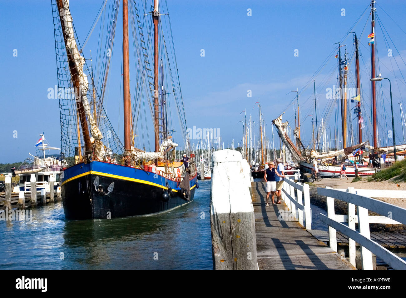 Vlieland Friesland Wattenmeer Wad Ebbe Flut Fluss Boot Schiff Schiff ...