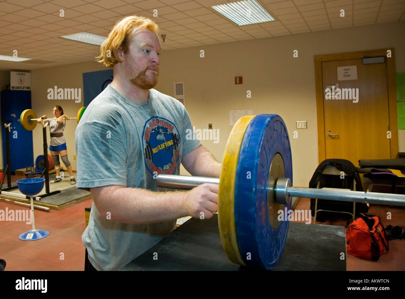 Olympic weight lifting -Fotos und -Bildmaterial in hoher Auflösung – Alamy