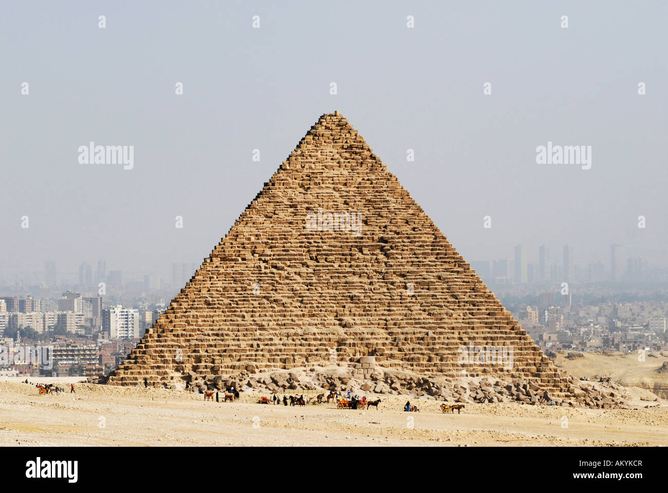 Die Pyramiden in Gizeh. Mykerinos-Pyramide, Gizeh, Kairo, Egyt ...