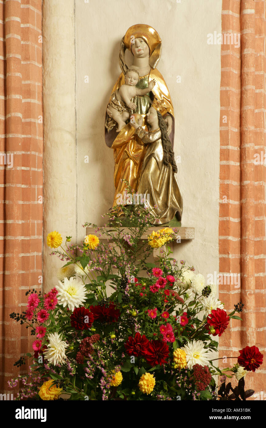 Gotische Skulptur, die Jungfrau und Kind mit St. Anne, Kirche, Wallfahrt, Holzhausen, Oberbayern ...