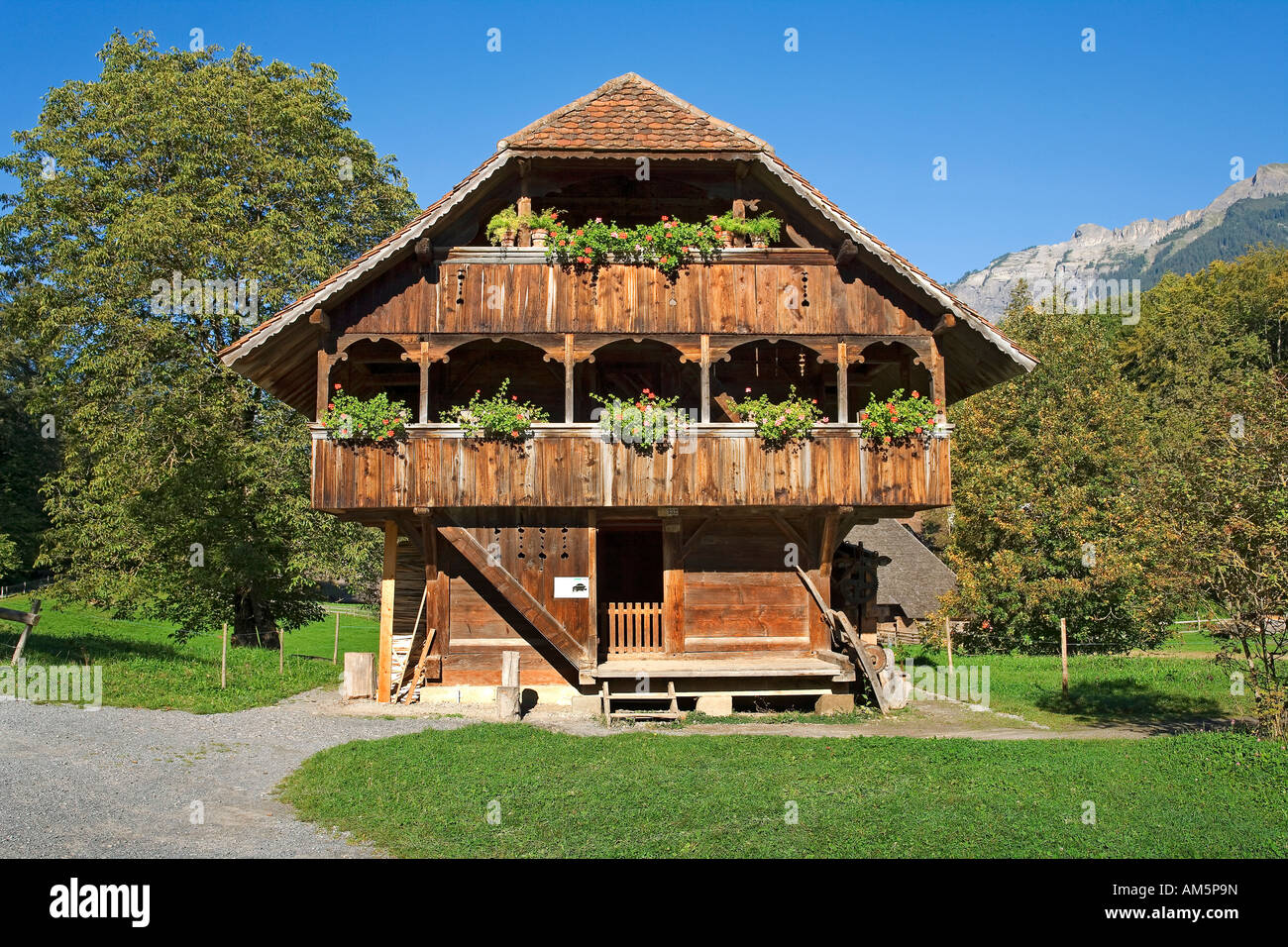 Altes Lagerhaus, 18. Jahrhundert, Open-Air-Museum Ballenberg, Brienz ...