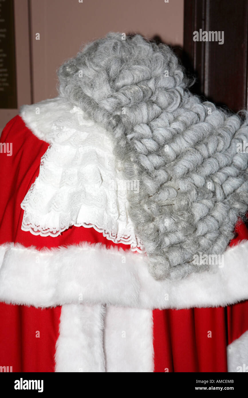 Judges robe -Fotos und -Bildmaterial in hoher Auflösung – Alamy