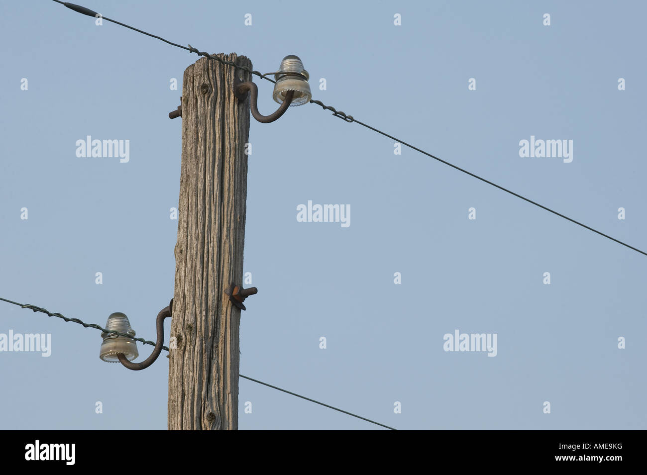 Strommast aus holz -Fotos und -Bildmaterial in hoher Auflösung – Alamy
