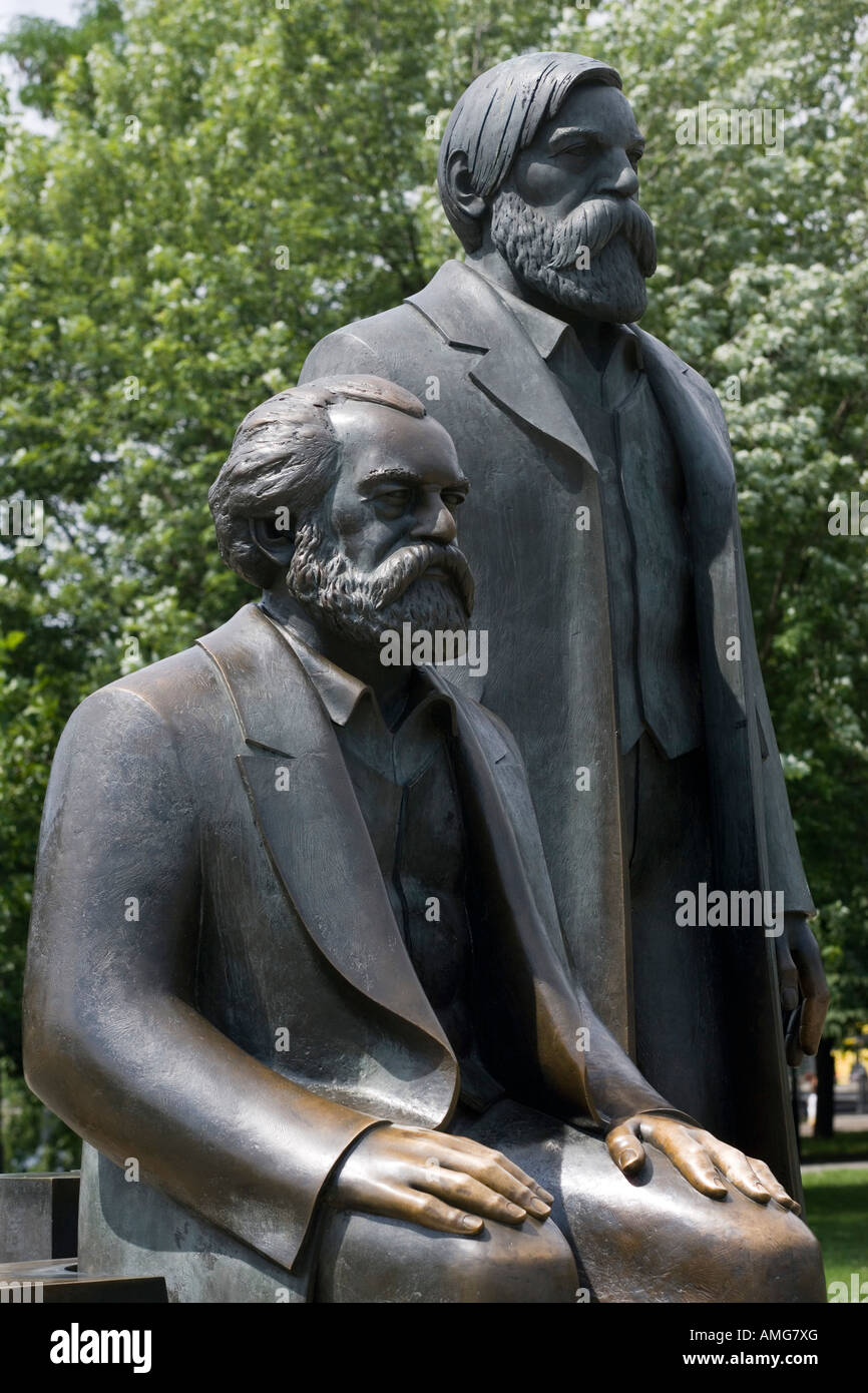 Friedrich engels karl marx -Fotos und -Bildmaterial in hoher Auflösung ...