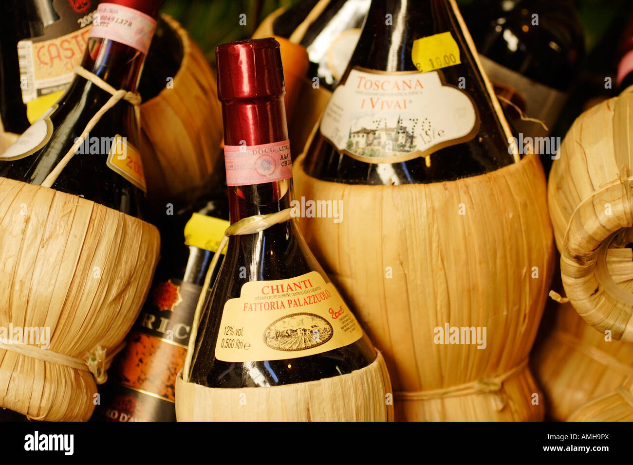 Italienischen Chianti-Wein zum Verkauf in Florenz, Toskana, Italien ...