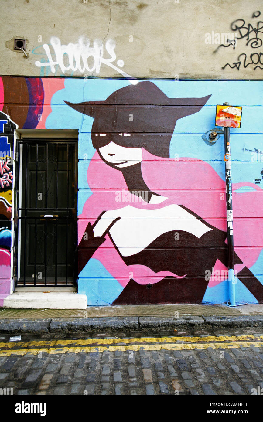 Catwoman graffiti -Fotos und -Bildmaterial in hoher Auflösung – Alamy