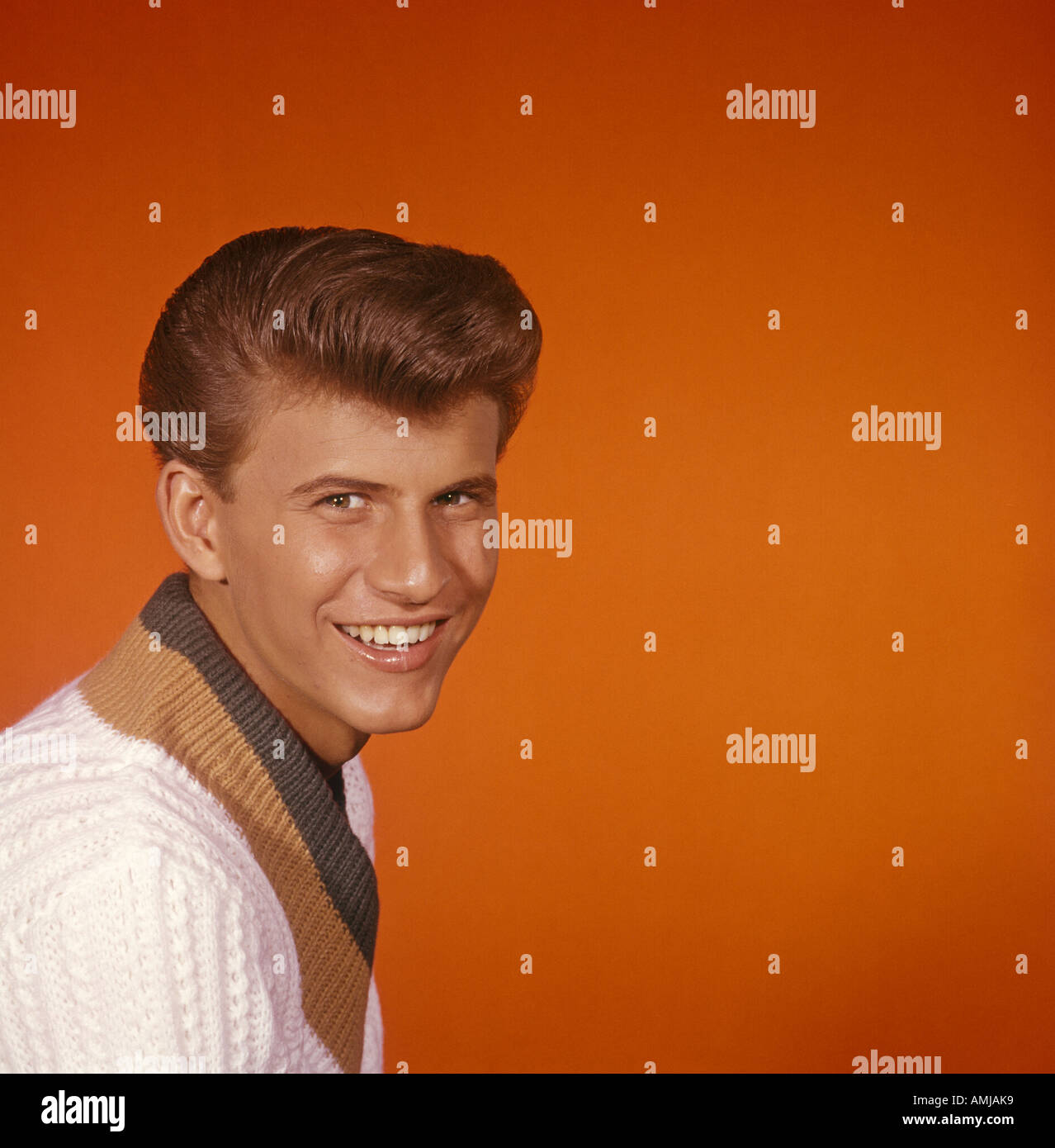 Mode 1950 1959 -Fotos und -Bildmaterial in hoher Auflösung – Alamy