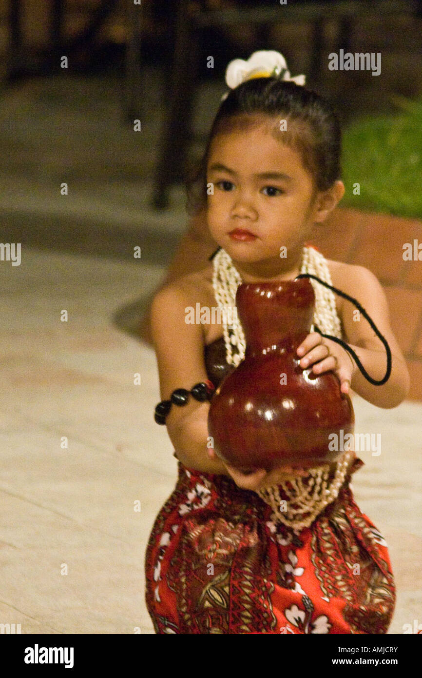 Traditionelle polynesische kultur -Fotos und -Bildmaterial in hoher ...