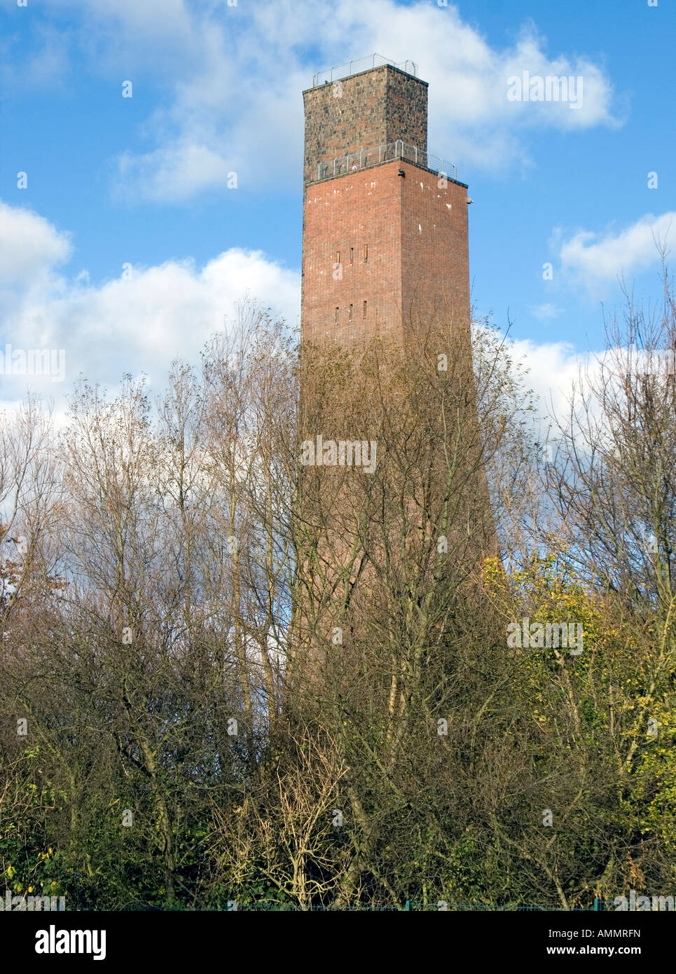 Navy memorial laboe -Fotos und -Bildmaterial in hoher Auflösung – Alamy