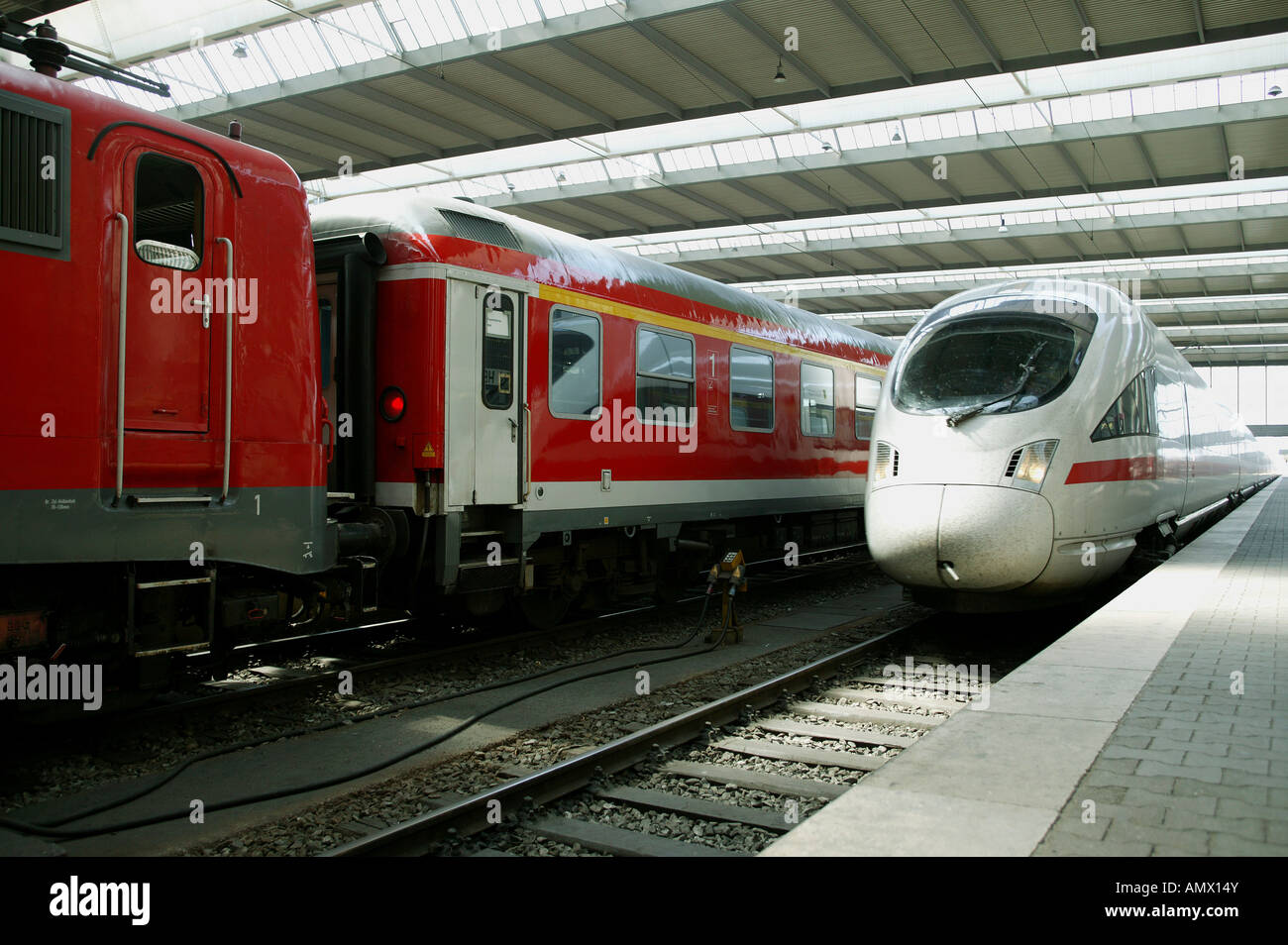 Ice zug fahrt -Fotos und -Bildmaterial in hoher Auflösung – Alamy