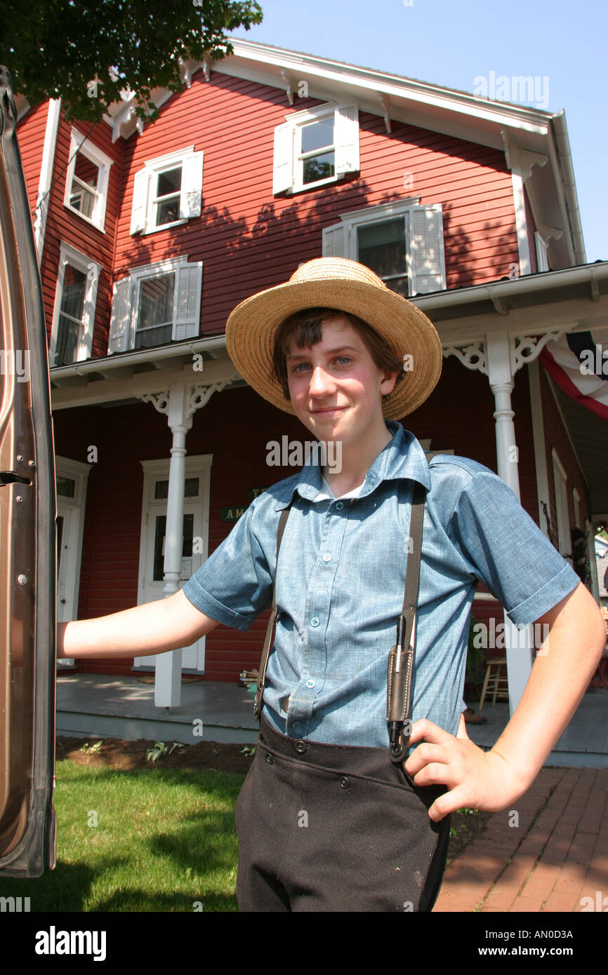 Amish teen teens teenager teenager -Fotos und -Bildmaterial in hoher ...