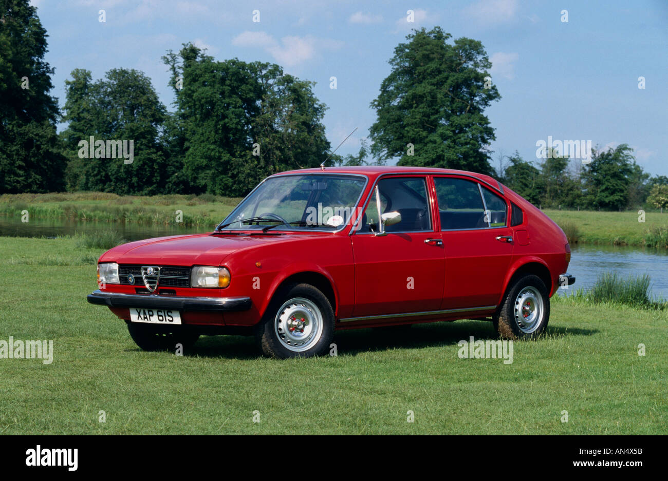 Alfa romeo alfasud -Fotos und -Bildmaterial in hoher Auflösung – Alamy