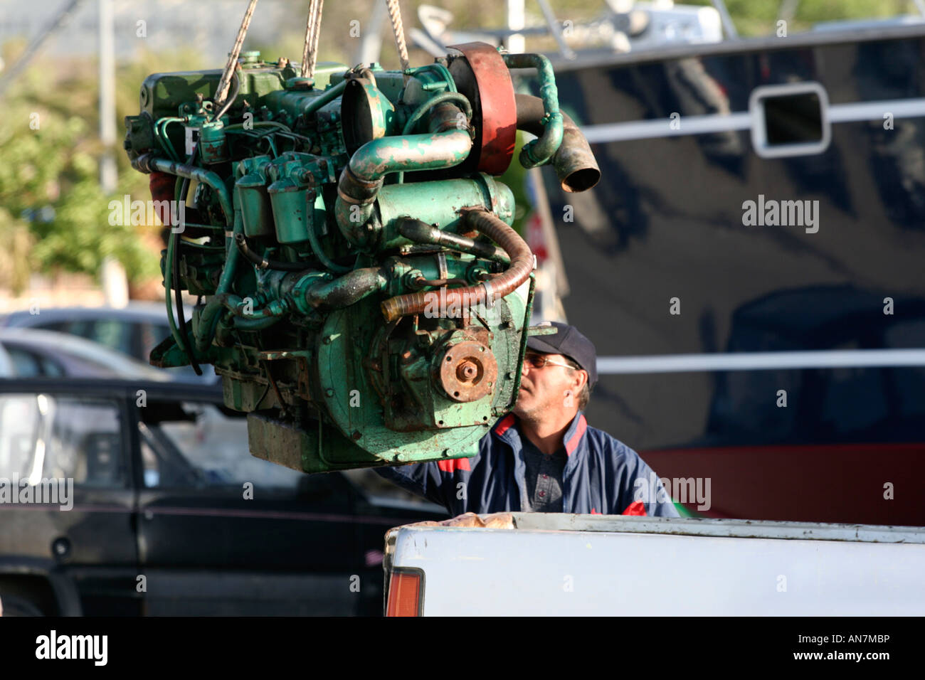 Engine installation -Fotos und -Bildmaterial in hoher Auflösung – Alamy