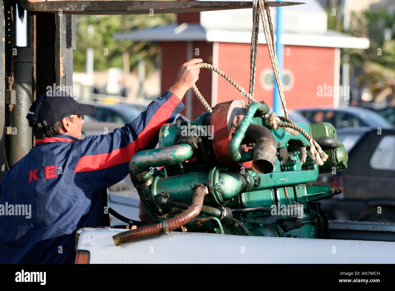 Engine installation -Fotos und -Bildmaterial in hoher Auflösung – Alamy