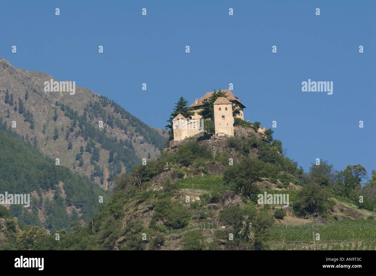 Schloss Juval Val Venosta Südtirol Italien, der Heimat des Bergsteigers ...