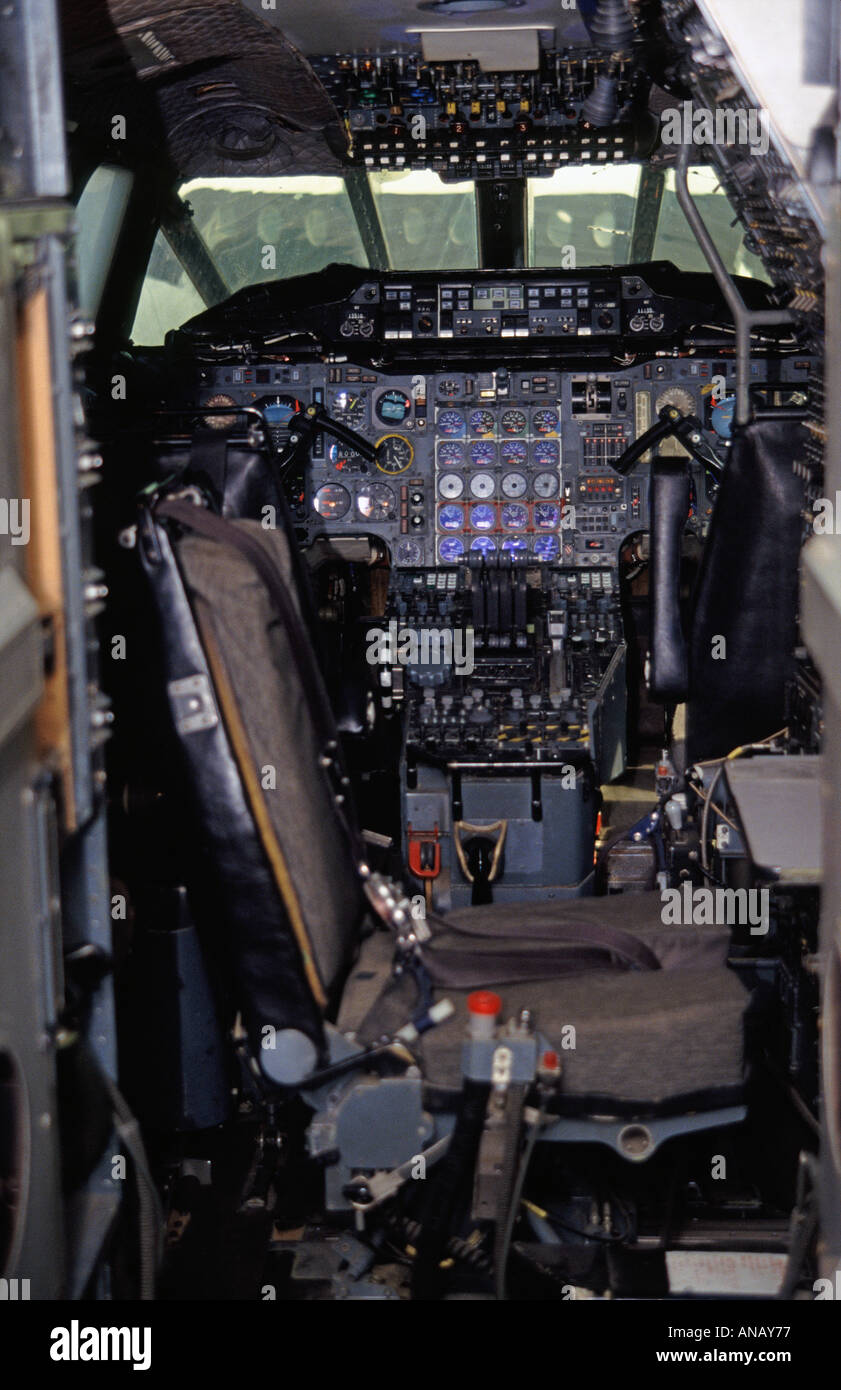 Concorde cockpit controls -Fotos und -Bildmaterial in hoher Auflösung ...