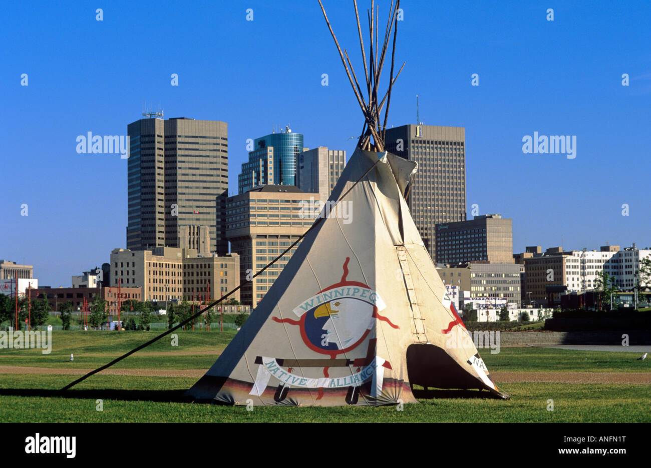 Tipi an den gabeln -Fotos und -Bildmaterial in hoher Auflösung – Alamy